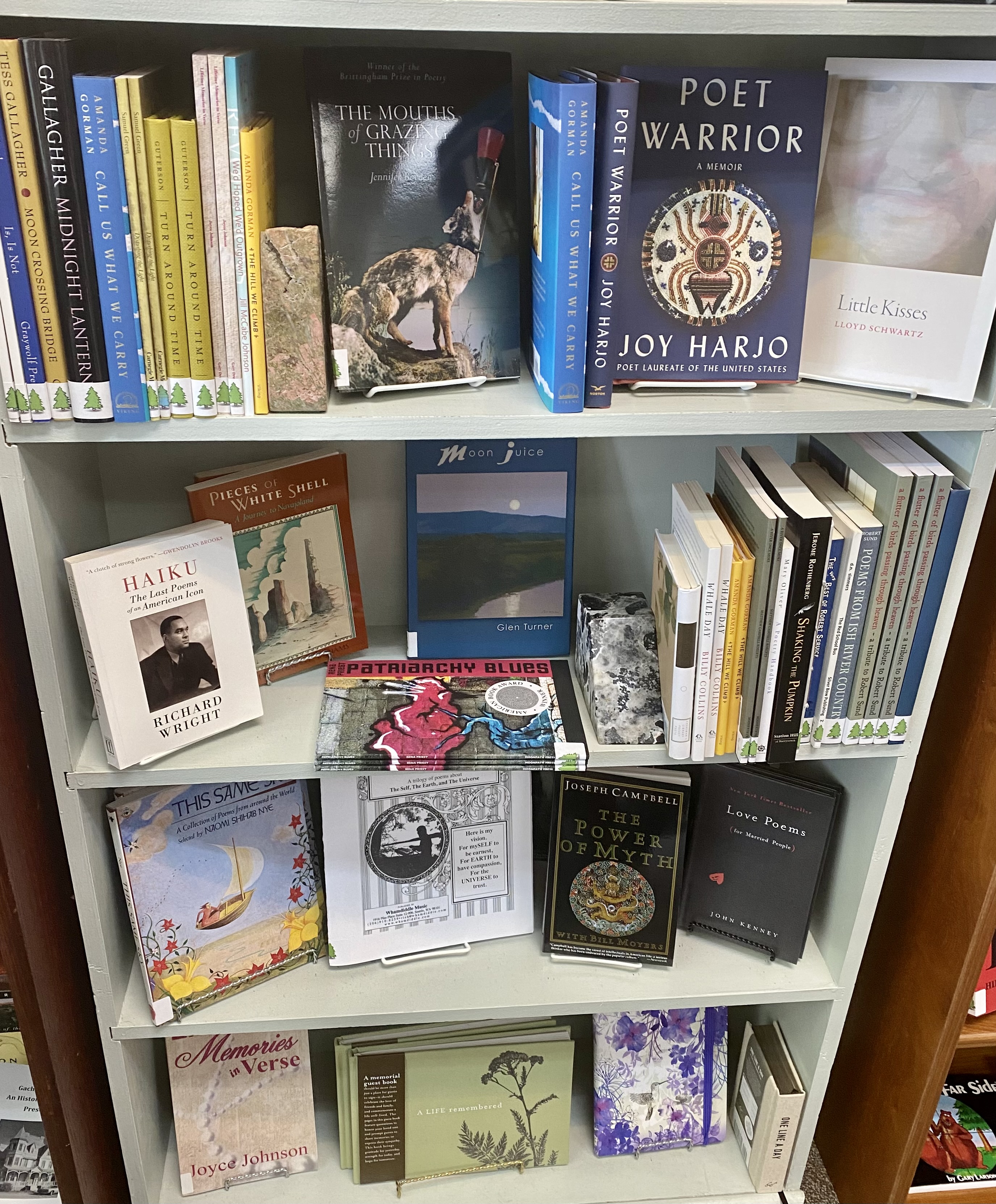 About – SEAPORT BOOKS 360-399-1800